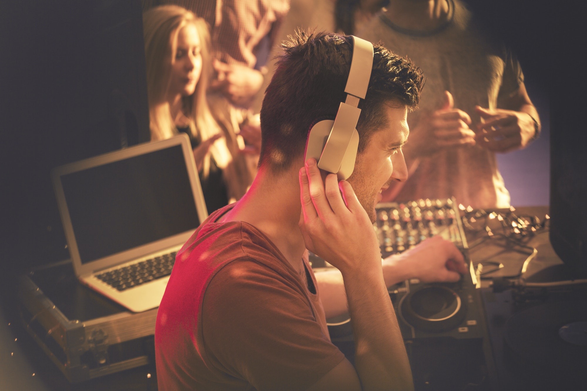 Interview mit einem DJ - Rouven Hager (Cuebrick) | Karrieretipps